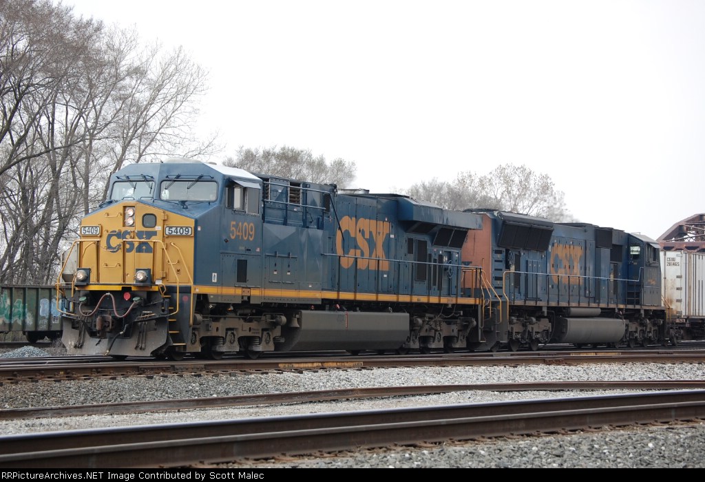 CSX 5409 & 4762